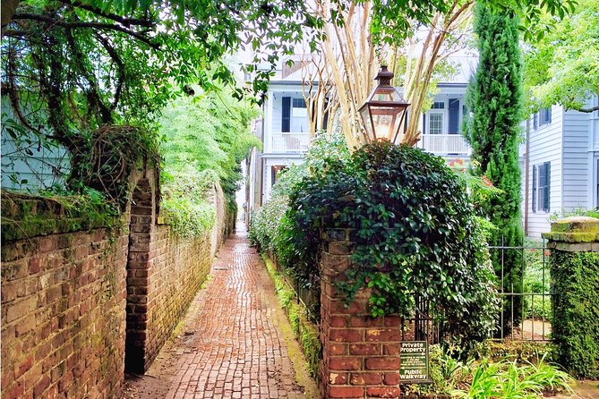 Hidden Alleyways and Historic Sites Small-Group Walking Tour - Discovering Charleston’s Hidden Charms