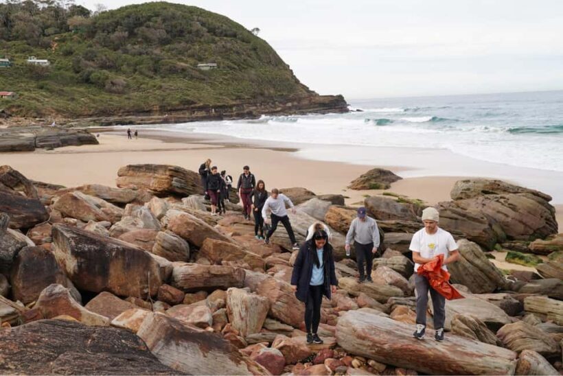 Hidden beaches and waterfalls Day trip ! - Key Points