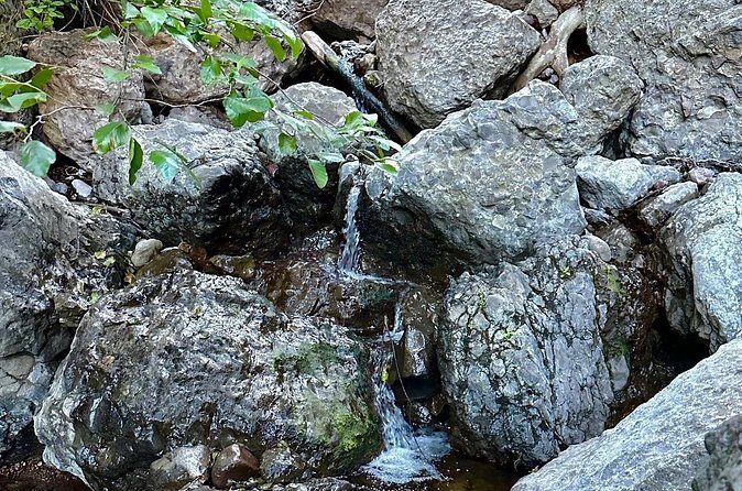 Hidden Grotto Waterfall eMTB & Hiking Adventure Malibu (Beginner) - FAQ