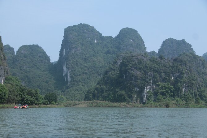 Hidden Ninh Binh Luxury Full Day Group Tour (Tam Coc - Hoa Lu) - Final Thoughts: Who Is This Tour Best For?
