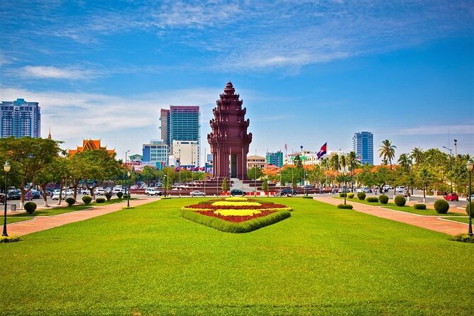 Hidden Phnom Penh City Tour, Royal Palace, Wat Phnom - Authenticity and Value