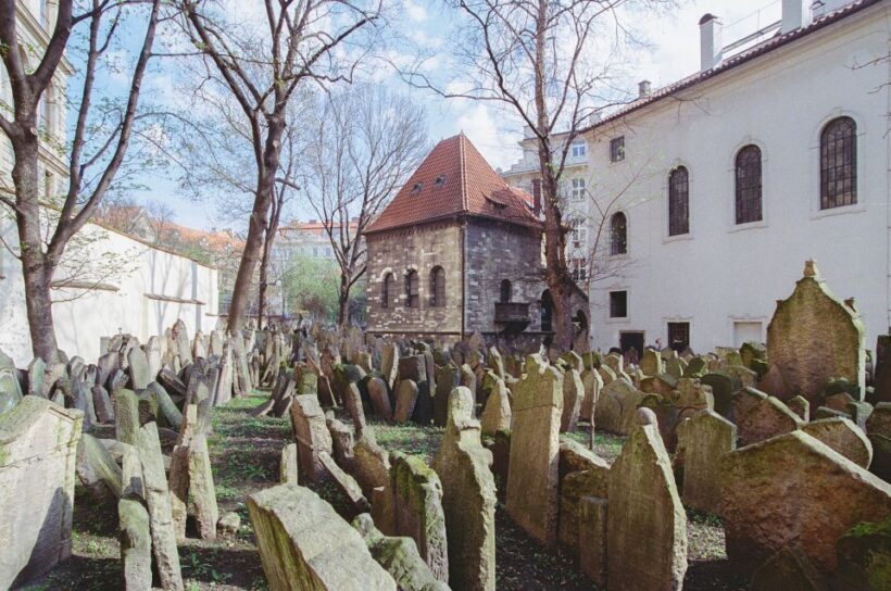 Hidden Prague Bike Tour - Key Points