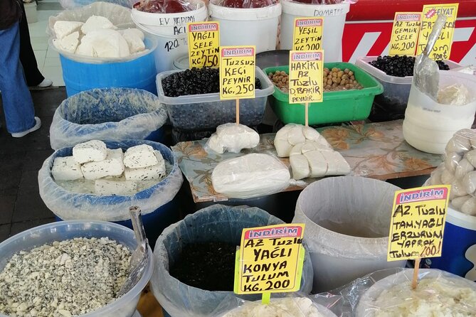 Hidden Treasures Of İstanbul Half Day Walking Tour - Meeting and Ending Points