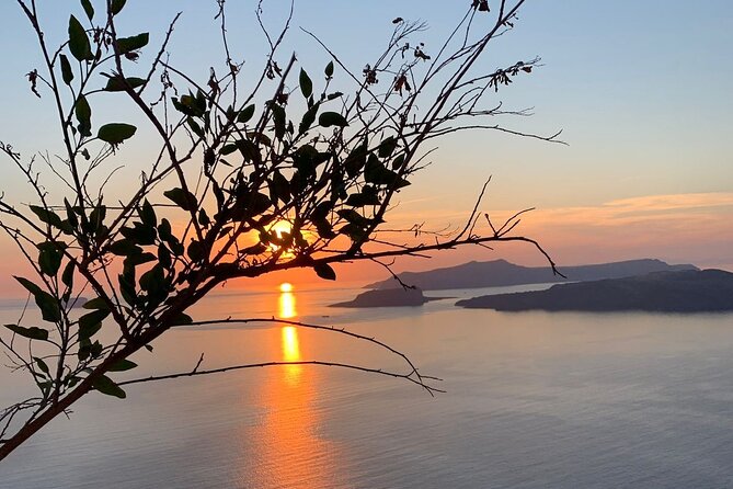 Hidden Treasures of Santorini Tour Review - Savoring Local Flavors and Libations