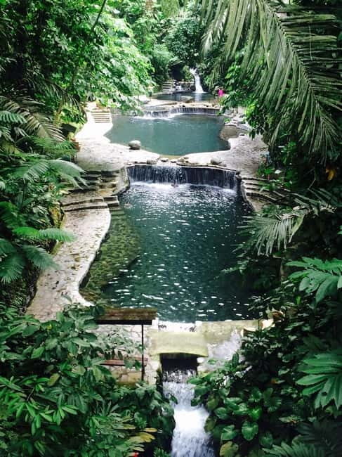 Hidden Valley Springs Alaminos with Lunch - The Sum Up