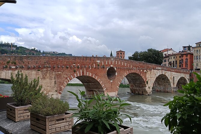 Hidden Verona Early birds tour-2hour private walking tour - Introduction