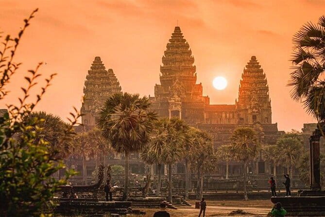 Highlight of Angkor Temples 6 Days Cambodia Tour - Transportation and Logistics