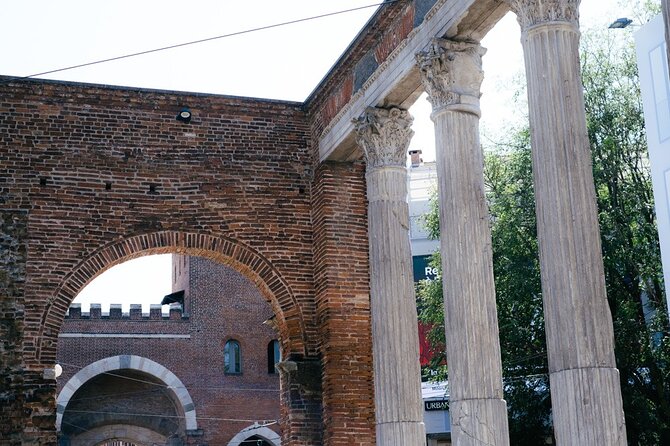 Highlights and hidden gems of Milan Bike Tour - Who Should Book This Tour?