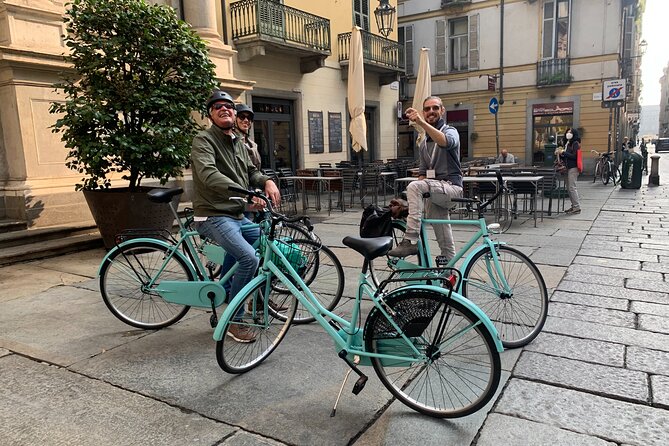Highlights and Hidden Gems of Turin Bike Tour - Wandering the Medieval Quarter