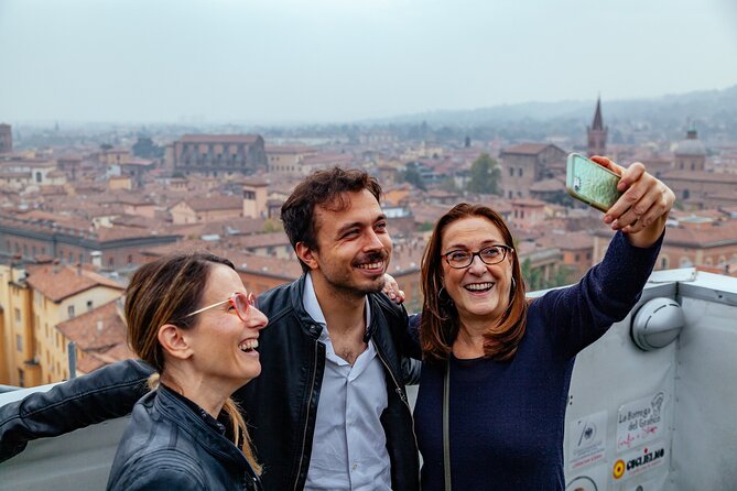Highlights & Hidden Gems Bologna Tour Review - Exploring Bolognas Historic Sights