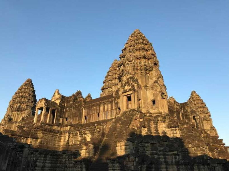 Highlights of Angkor Wat, Ta Prohm & Angkor Thom - Transportation and Group Size