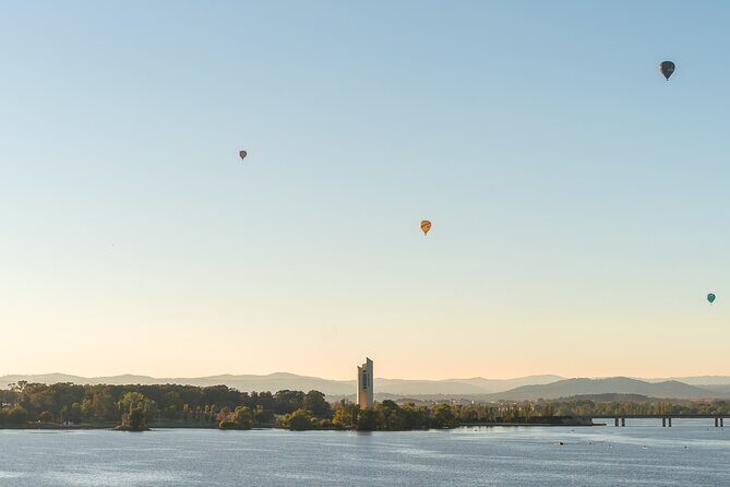 Highlights of Canberra Full Day Tour - Key Points