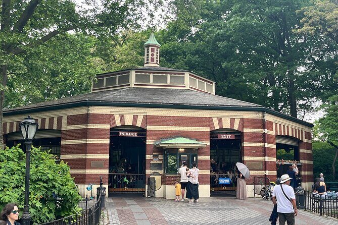 Highlights of Central Park  New York City Guided Walking Tour - Key Points
