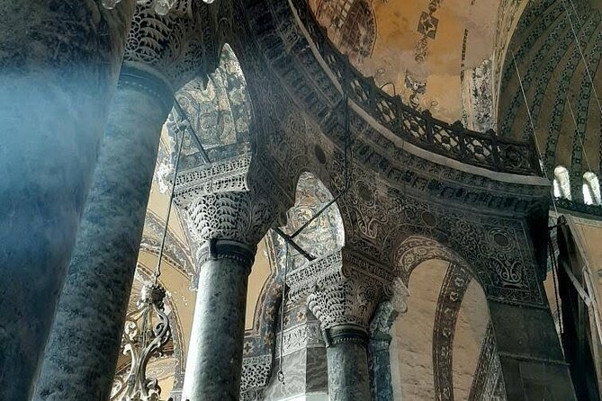 Highlights of İStanbuls Old Town With Private Guiding Service - Wander the Bosphorus Waterfront