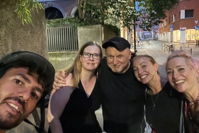 Highlights of Milan Bike Tour - Meeting and Logistics