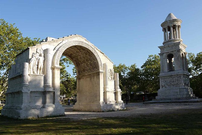 Highlights of Provence in One Day - Key Points