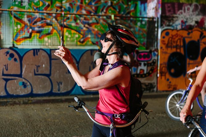 Highlights of Royal London Bike Tour With River Cruise Package - Meeting and Pickup