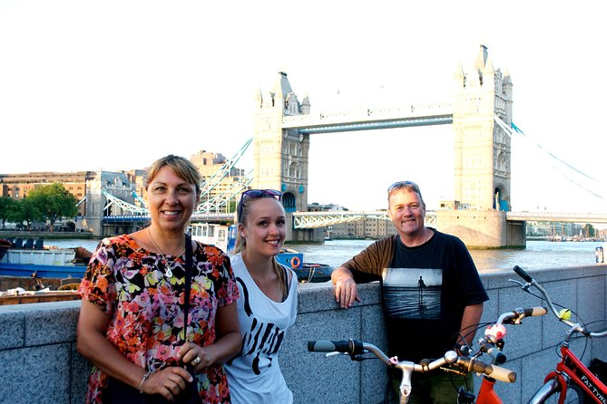 Highlights of Royal London Bike Tour With River Cruise Package - Frequently Asked Questions