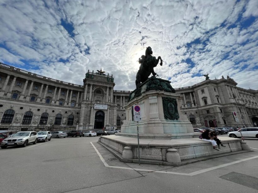 Highlights of Vienna with Cathedral, Private Walking Tour - An inviting introduction to Vienna’s essentials