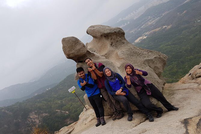 Hike at Mt. Bukhansan National Park with professional Guide(including Lunch) - Key Points