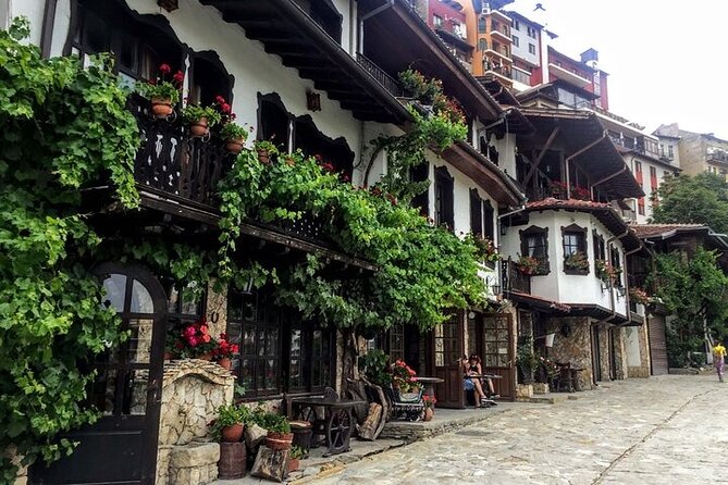 Hike Bulgaria Love Swing, Veliko Tarnovo and Tarevet Fortress - What’s the Value Like?