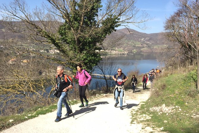 Hike Lake Castle and Good Food! - Coffee and Dessert Options