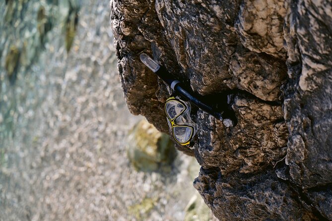Hike to the Blue Cave Marseille with swimming and snack - Key Points