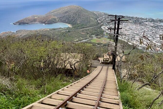Hike to the top of KokoHead Crater - Private Transportation/Group - An In-Depth Look at the KokoHead Crater Hike Experience