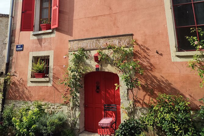 Hiking Adventure in Van Goghs Footsteps (6 Miles Walk) - Group Size and Price