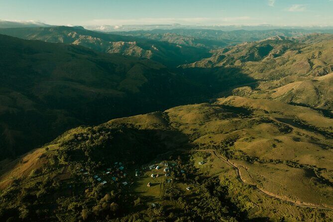 Hiking Adventure including Fiji's Highest Mountain and 3 Nights - The Sum Up