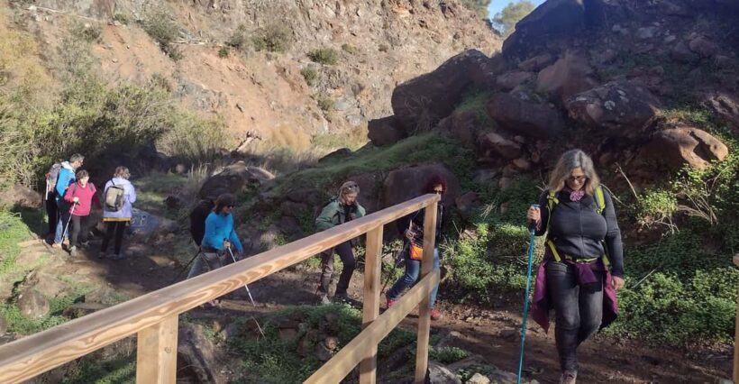 Hiking and bathing in natural pools in the National Park - Details of the itinerary