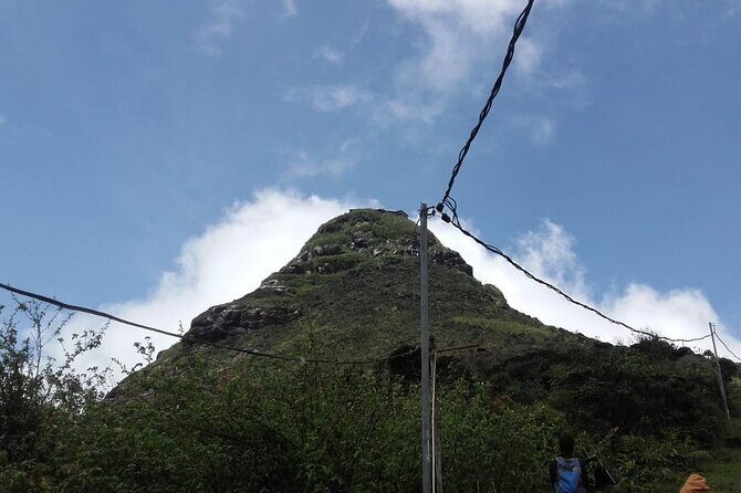 Hiking and Trekking to Adams Peak via Peak Wilderness Sanctuary. - FAQ