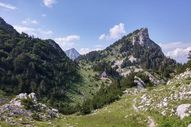 Hiking Between Bosnia and Herzegovina - Savoring the Local Cuisine