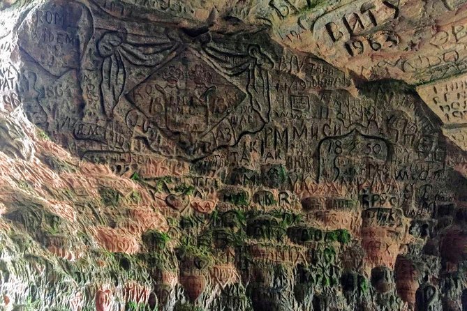 Hiking in Gauja National Park - Discovering Gutmanis Cave