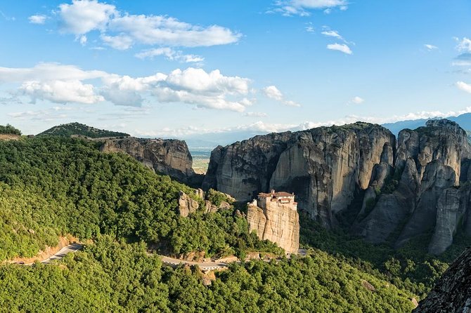Hiking in magnificent Meteora - FAQs