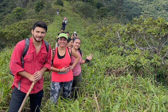 Hiking to the Peak of the Pava - Who Should Consider This Tour?