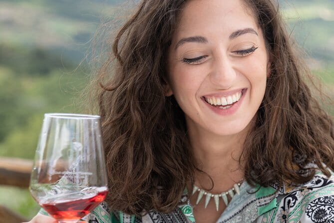 Hiking Tuscany & Chianti Wine - 3 Organic Wineries with lunch - Logistics and Practicalities