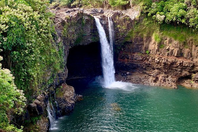 Hilo Shore Excursion: Active Volcano, Lava Tube, Waterfall and Gardens - Key Points