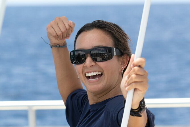 Hilton Hawaiian Village Turtle Snorkel with Optional Lunch - Setting the Scene: A Scenic Sailing & Snorkeling Adventure