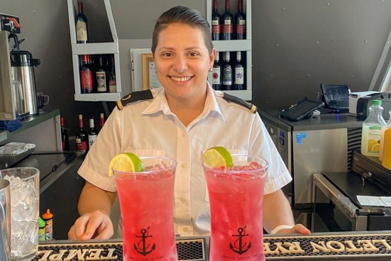 Hilton Head Island: Dolphin Watching 3-Course Dinner Cruise - The Dining Experience: A Culinary Highlight