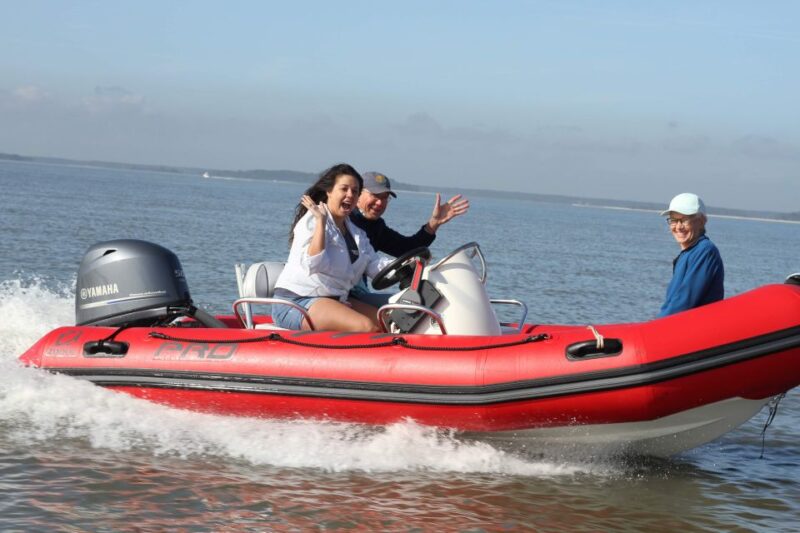 Hilton Head Island: Mini Boat Dolphin Tour - Hilton Head Island: Mini Boat Dolphin Tour