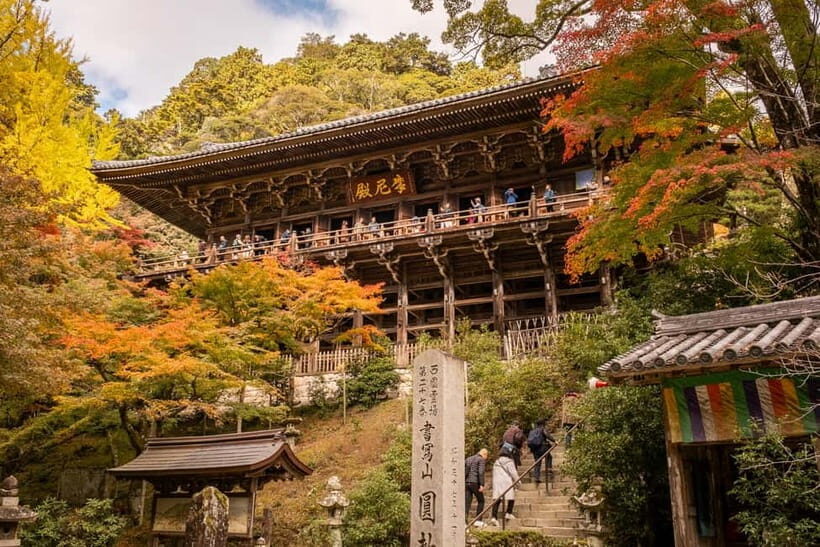 Himeji: Guided 4-hour Shoshazan Engyo-ji Photography Tour - Key Points