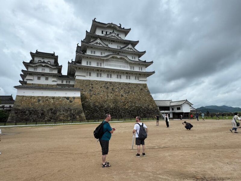 Himeji: Himeji Castle & Kokoen Garden 3.5-Hour Private Tour - Photograph Opportunities