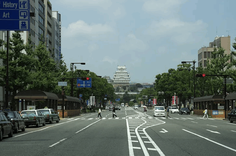 Himeji Private Custom Tour With Local Guide - Tour Highlights