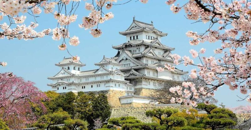 Himeji: Private Customized Tour With Licensed Guide - Transportation and Accessibility