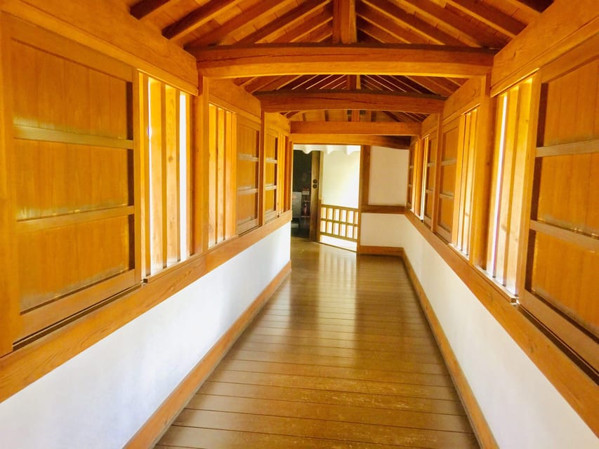 Himeji: Private Guide Tour of the Castle From Osaka or Kyoto - Frequently Asked Questions