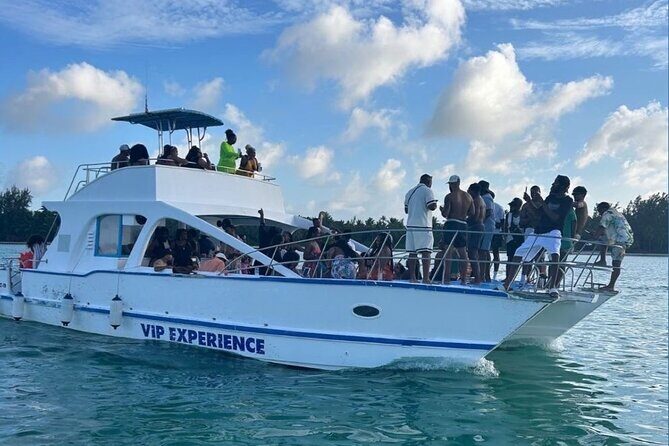 Hip Hop Adult Only Party Boat with DJ Unlimited Drinks and Sand-bar - FAQ