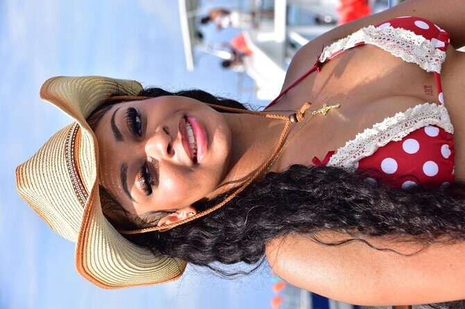 Hip Hop Adult Only Party Boat with Unlimited drinks & Sandba stop - Final Thoughts: Who Is This Tour Perfect For?