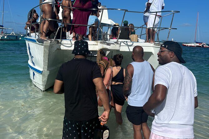 Hip-Hop Party Boat with Dj Live Adults Only and Unlimited Drinks - Frequently Asked Questions