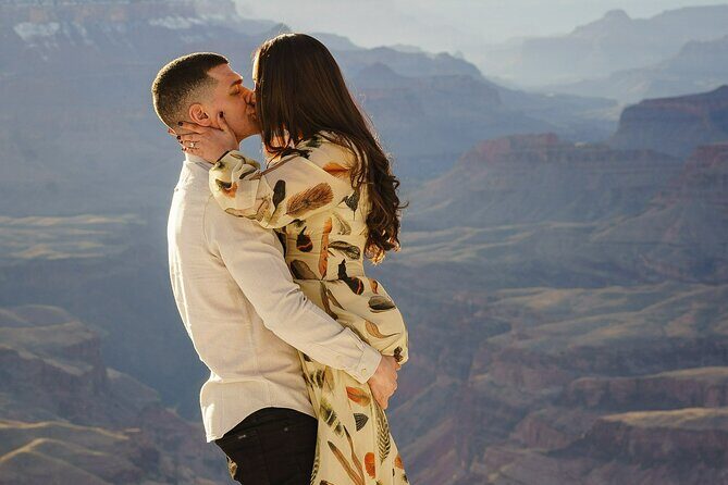 Hire Photographer and Professional Photo Shoot at Glen Canyon - What is This Experience Like?